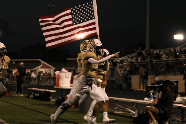 Homecoming: A Night To Remember – Eagle's Eye Newspaper